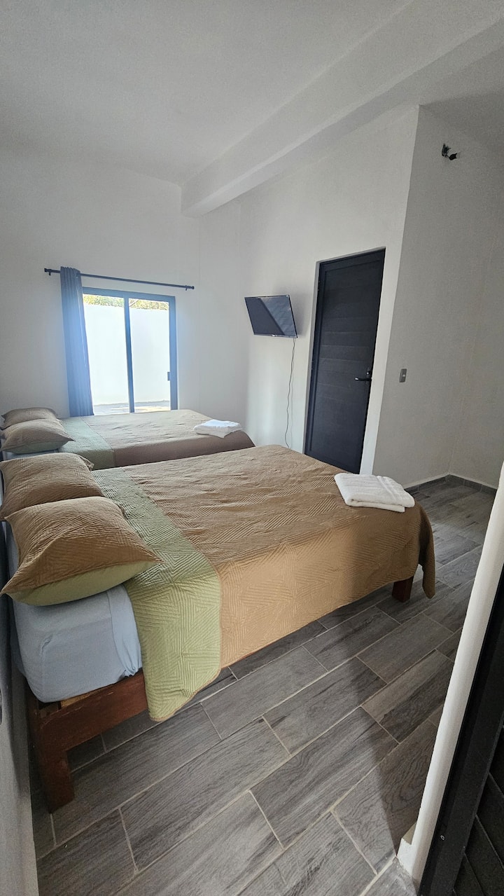 Casa Roma A 3 Minutos De Vikingos - Tequesquitengo