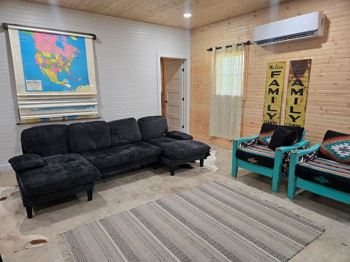Barn Apt, Rent This Small Apartment In Our Barn. - Chelsea, OK
