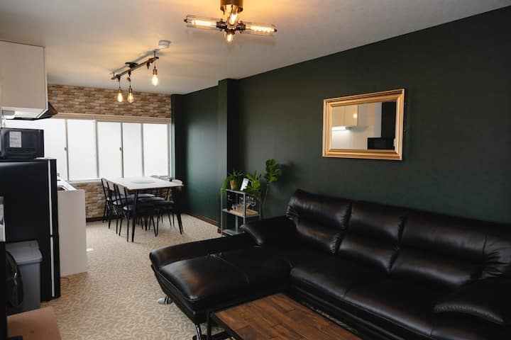 最大9名｜ゲームルーム付き貸切ホテル｜家族旅行・大人グループ向け｜博多・天神・中洲アクセス抜群！ - Aéroport de Fukuoka (FUK)