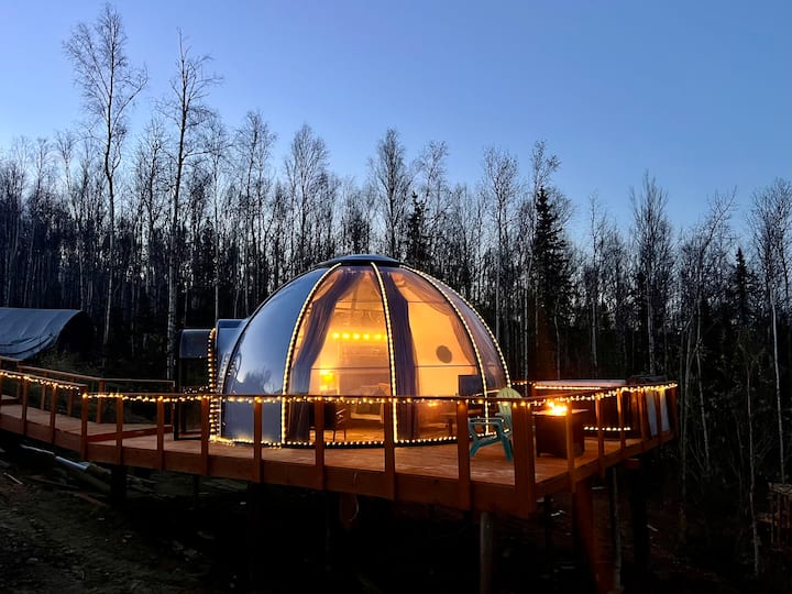Aurora Igloo W/ Hot Tub & Firepit Near Town. - Alaska