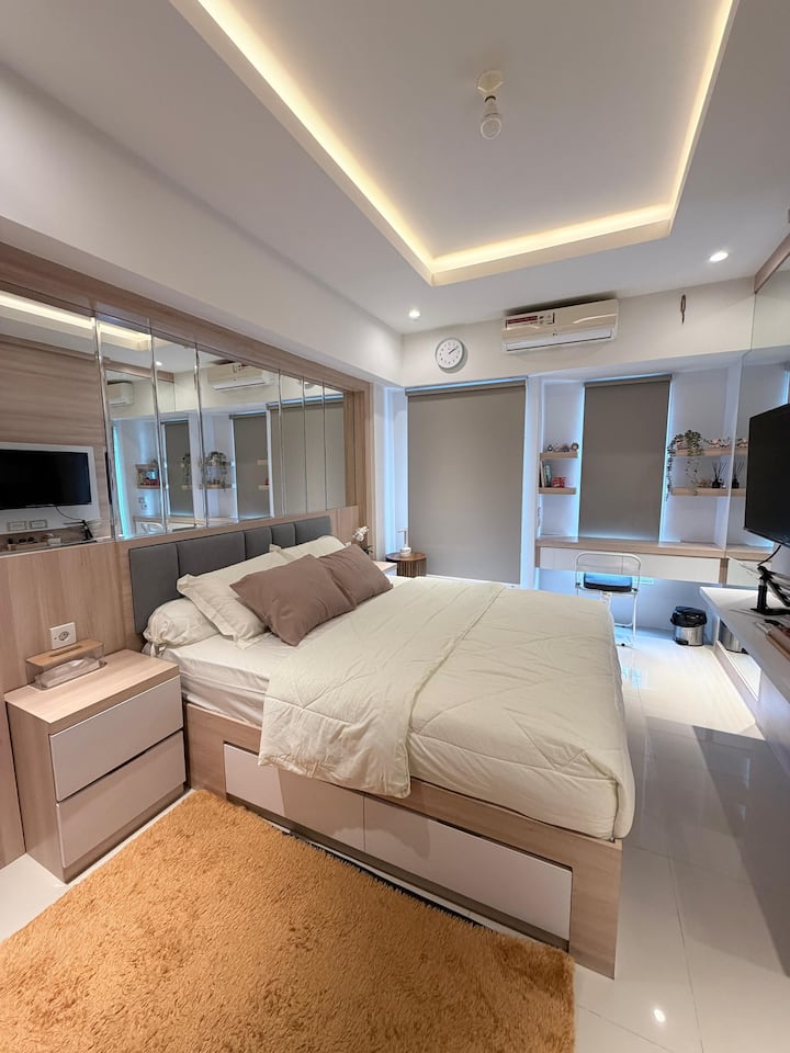 Loma Studio At Apartemen Orchard - Surabaya