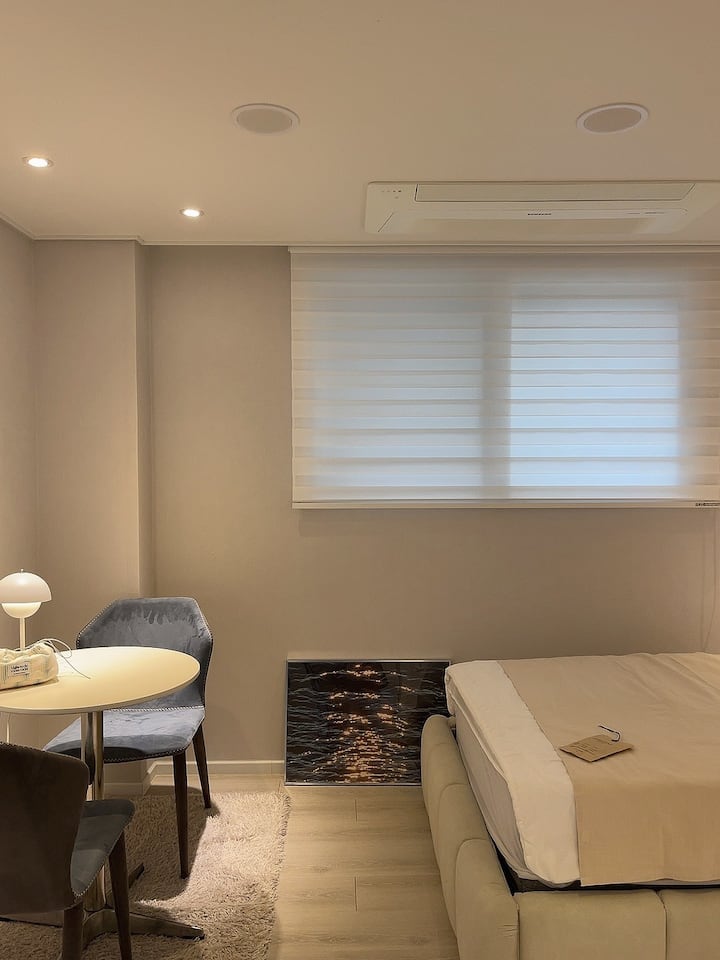 Urban Cozy Stay / 구로디지털단지역 도보 6분 - Seoul