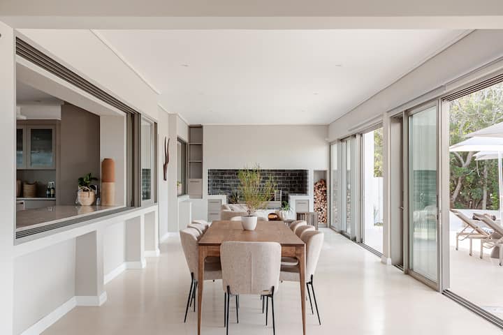 Luxury 5br Villa With Pool And Ocean Views - Wilderness