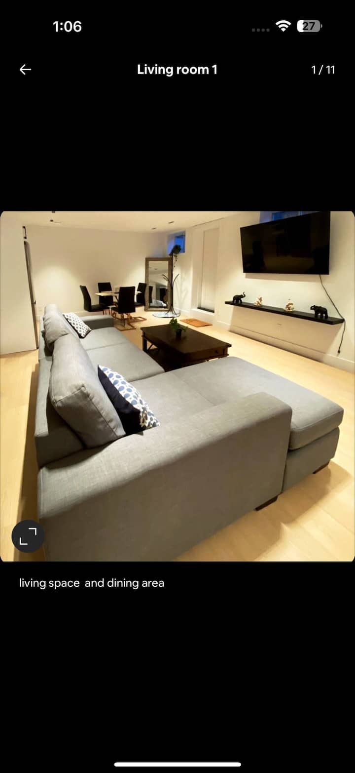 Brand New Studio. Private Suite W/ Laundry - Surrey