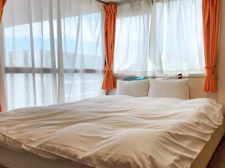 【504】ダブルルーム・ユニットバス（クイーンベッド1台）／金沢城公園近く・観光地へのアクセス良好 - 가나자와시