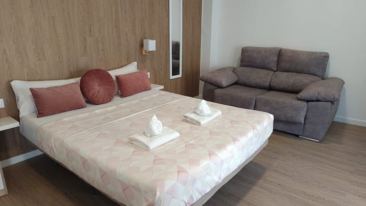 Estudio Totalmente Nuevo Centro - Séville