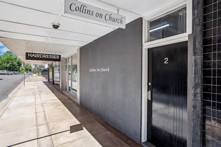 Collins On Church - Leeton