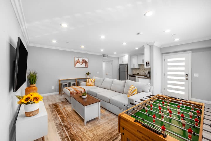 2 Car Parking + Fast Wifi Hollywood - Hollywood