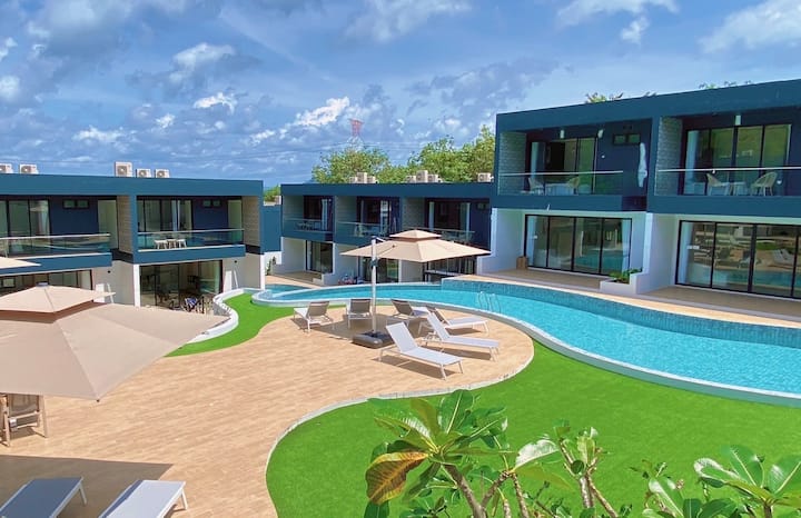 Modern Cozy House 2br 3bath Pool View Free Shuttle - Takua Thung District