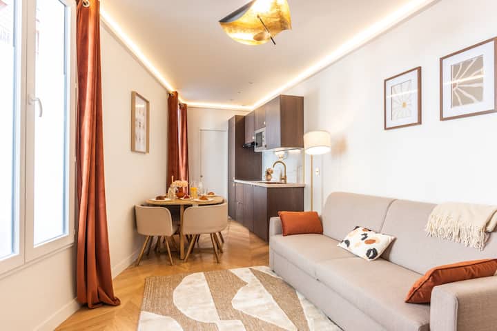 Bel Appartement - 6 Pax Climatisation/jacuzzi - Paris