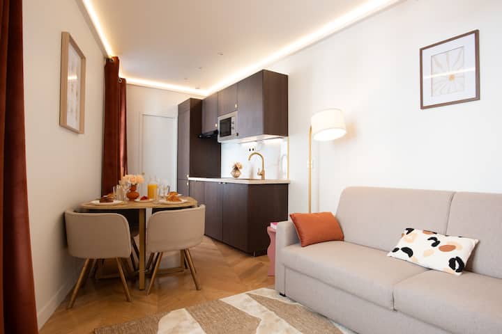 Bel Appartement - 6 Pax Climatisation/jacuzzi - Buttes-Chaumont