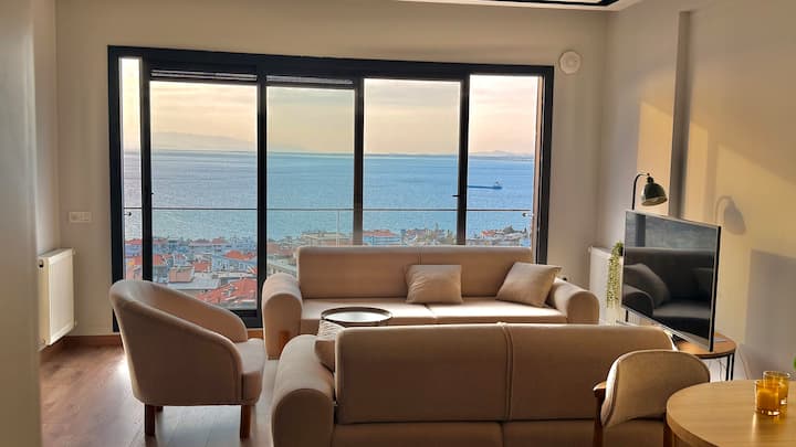 Eşsiz Deniz Manzaralı Lüks Ev - Bornova