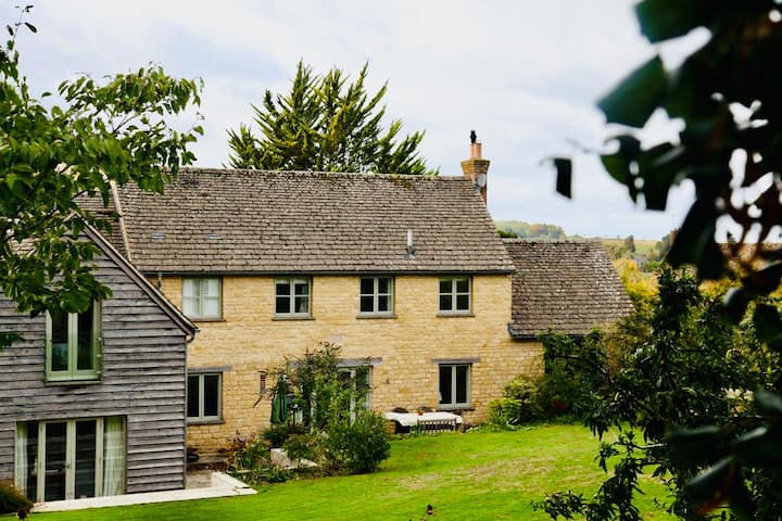 Charlbury Country Retreat - Sleeps 10 - Chipping Norton