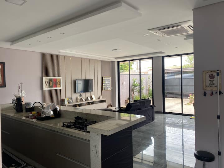 Sobrado 3 Quartos Com Piscina - Foz do Iguaçu