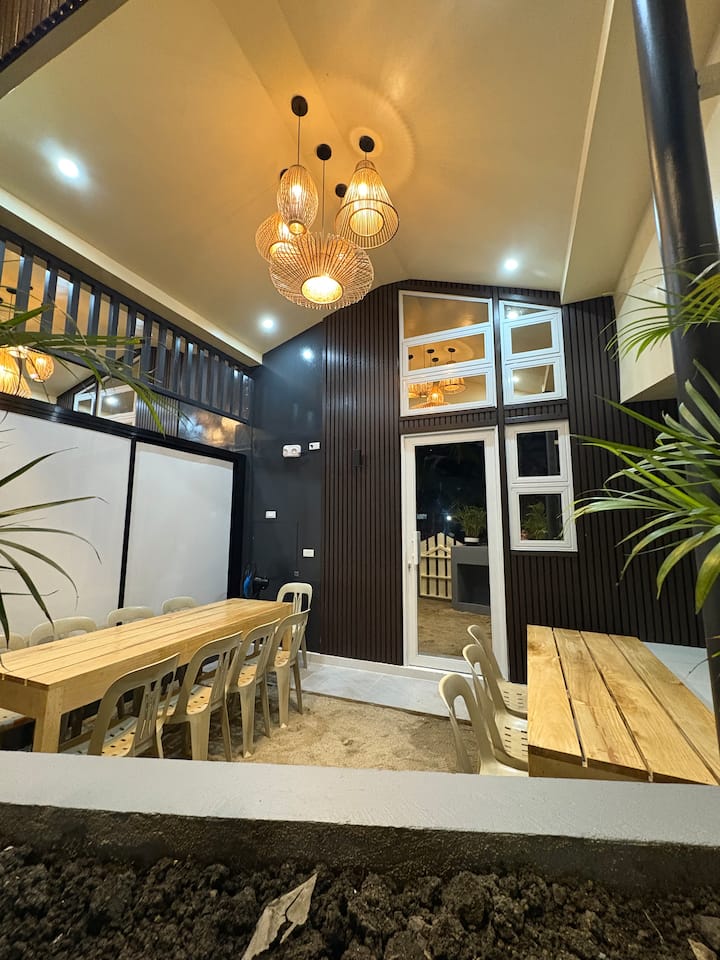 Laiya Cassiofayeia3 - 8pax Gf Room - 