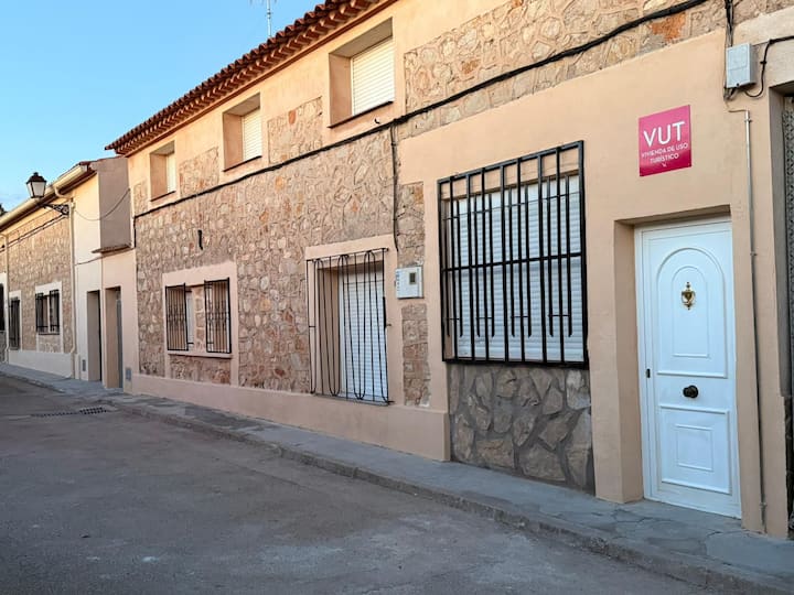 Vivienda Turística La Paca - Belmonte, Cuenca
