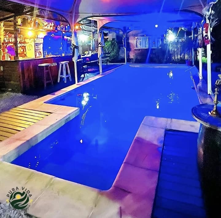 Alojamiento Pura Vida En Mercedes - Mercedes