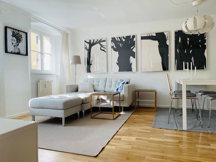Modern Living In The Old Town - Regensburg