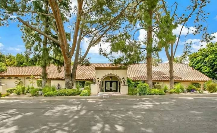 Stylish Home With Private Pool In Fullerton - Brea, CA