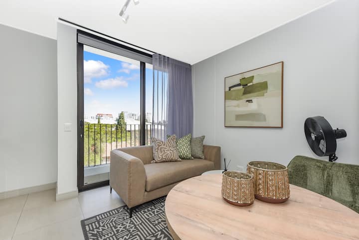 One Rosebank | A Warm Embrace Of Luxury Living - Südafrika