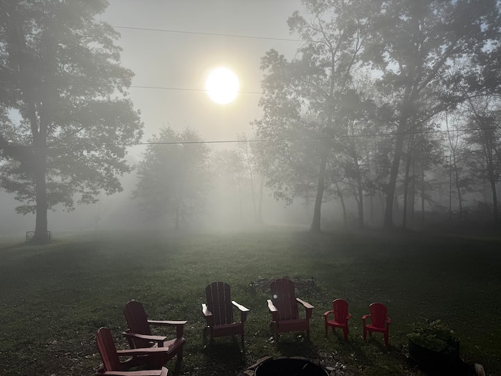 Tall Oaks Retreat/2 Acres /6 Min To Town Of Bath - Berkeley Springs, WV