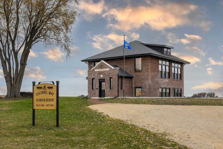 Col. May Schoolhouse - Viroqua, WI