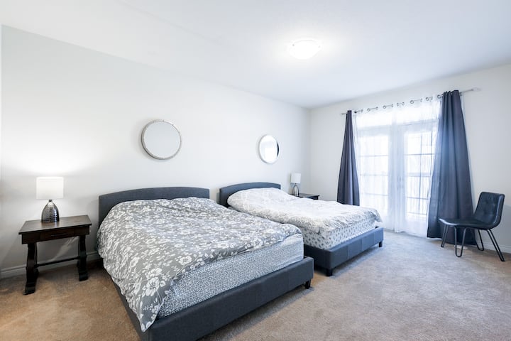 Spacious 2 Bedroom Home In Markham - 마크험