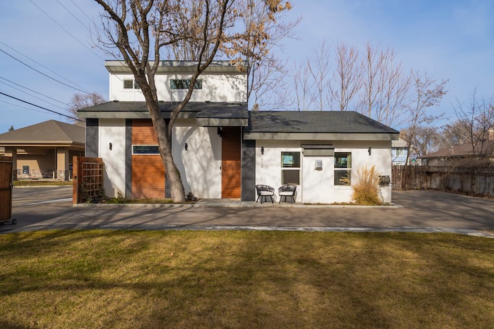 The Sunny Nest, Where Modern Meets Boho - Nampa, ID