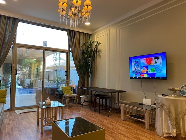 4 Bedroom Villa With Pool And Beach In Amwaj - Bahrain