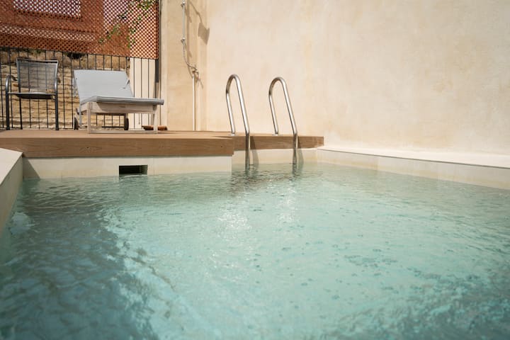 Hab En Edificio Histórico Con Piscina - Seville