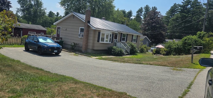 3 Bedrooms House In A Quiet Neighborhood - Nashua, NH