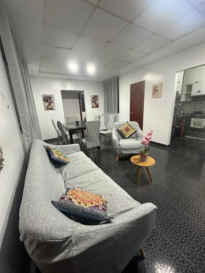 Apartamento Sjm Límite Con Surco Privado - Peru
