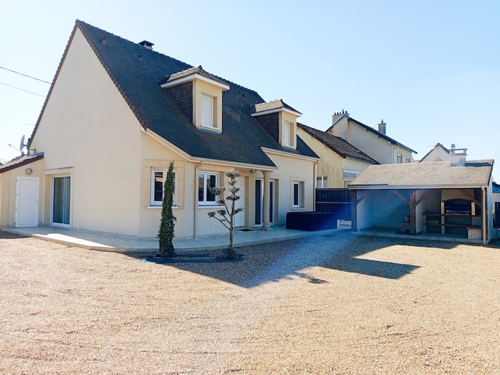 Maison Très Spacieuse Avec Extérieur - Mulsanne