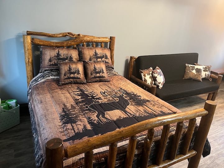 Huckleberry - Canada