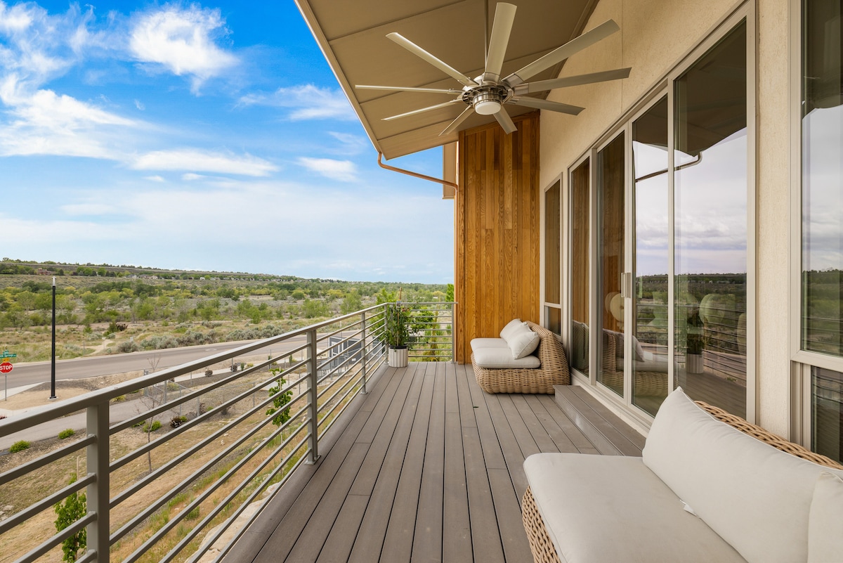 Maison de luxe à flanc de colline avec vue sur la vallée - Airbnb
