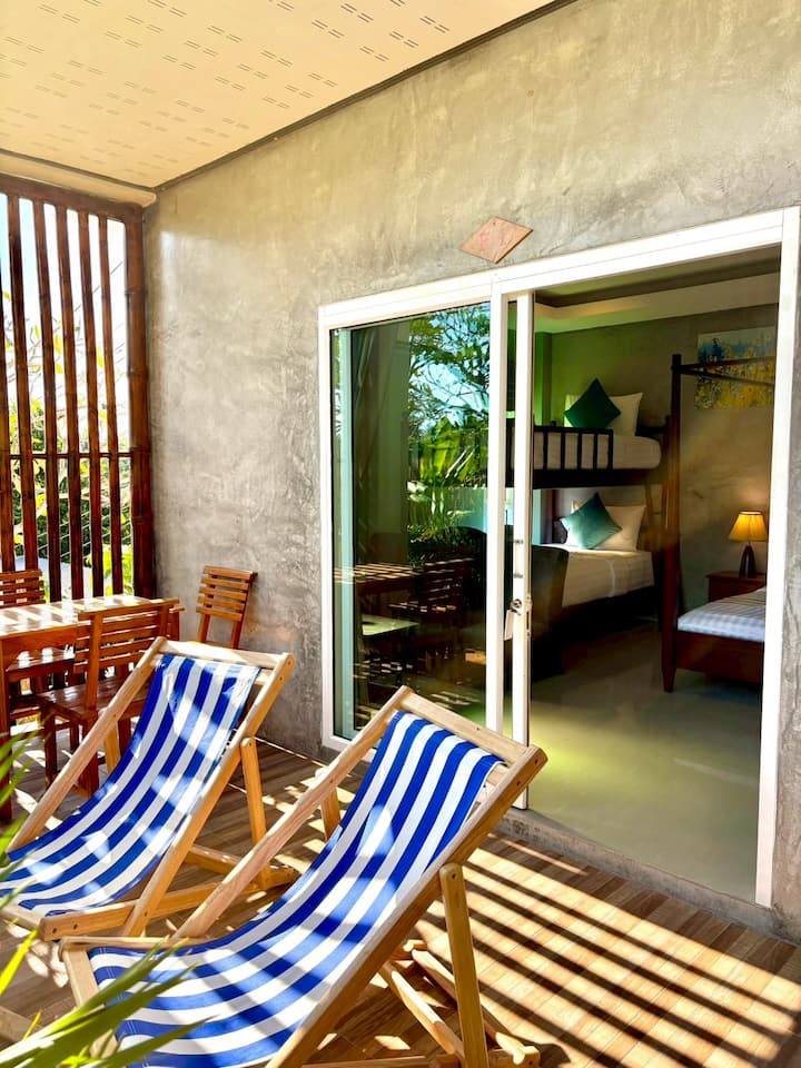 Lanta Just Come Resort - ランター島