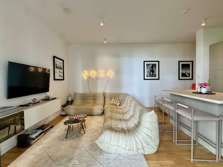 Beautiful 1-bedroom Close To Akazien-kiez - Berlin