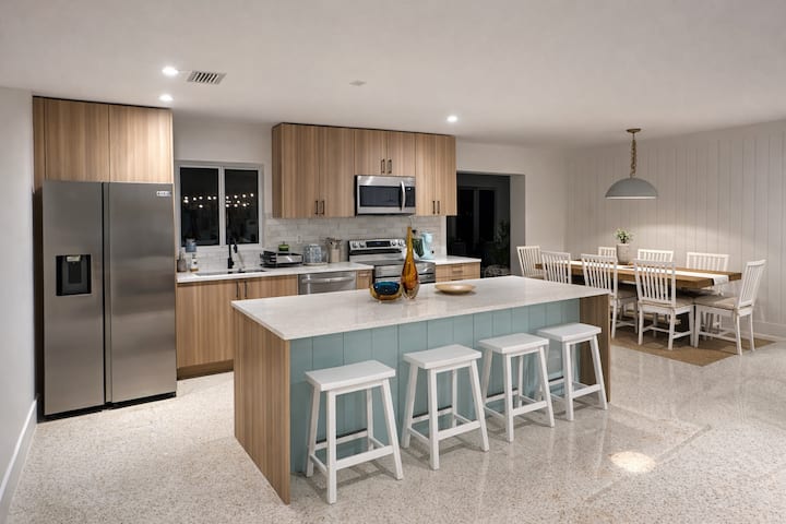 Paradise By Mav/ 2 Min From The Beach/ 3br Retreat - Fort Pierce, FL