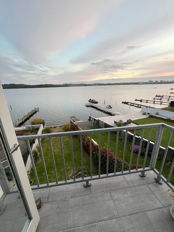 Hyggeligt Hus Ved Vandet - Kolding