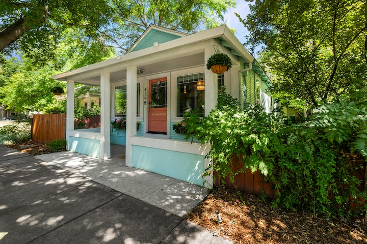 Eclectic Home In Downtown Chico - Chico, CA