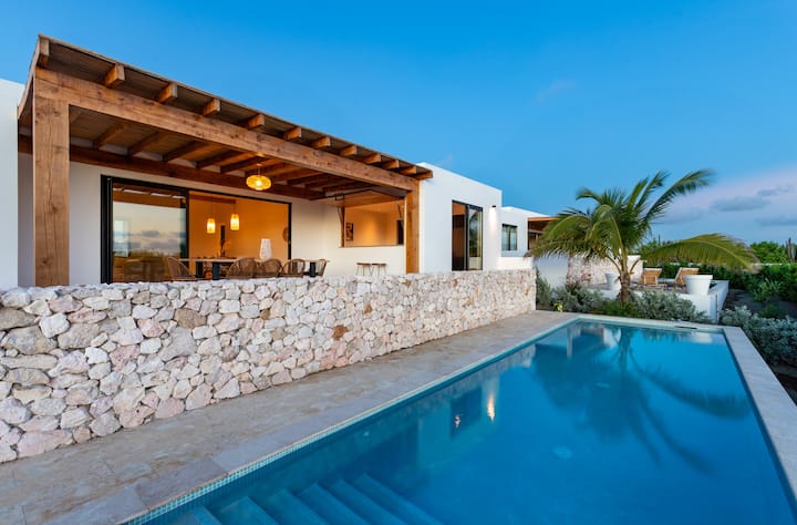 Exclusive Villa In Luxury Resort – Brakkeput - Curaçao