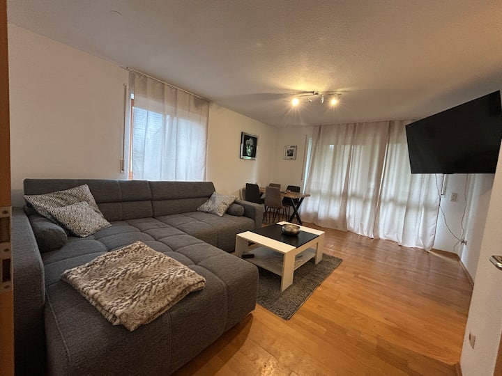 2-zimmer-erdgeschosswohnung Mit Privatem Garten - Augsburg