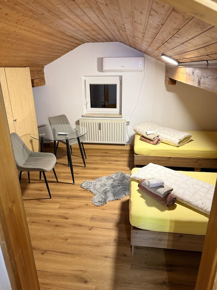 Dachgeschoss Apartment Mit Klima, In Freilassing - Piding