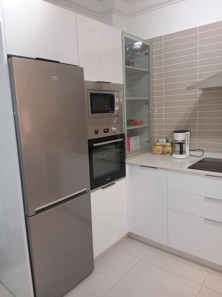 Huge Central Marbella Condo In The Pedestrian Zone - Marbella