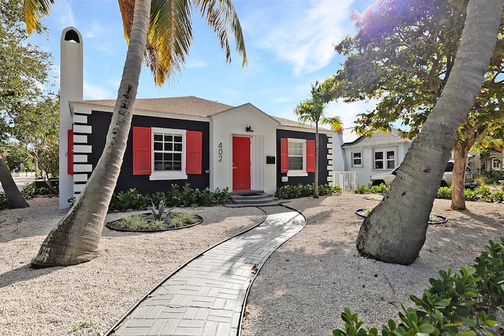 Modern 3br Coastal Retreat Walk To Beach & Dining - Lake Worth, FL