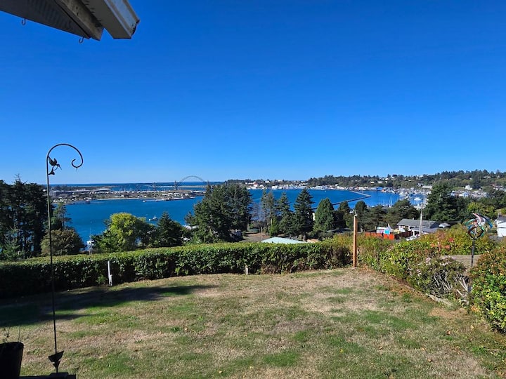 Newport Bayview Bungalow - Newport, OR