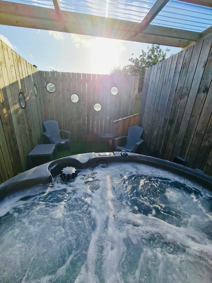 Seascape, Scarborough - With Private Hot Tub - Scarborough
