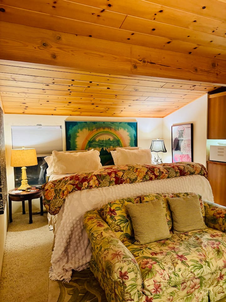 Mineral King Little House - Three Rivers, CA