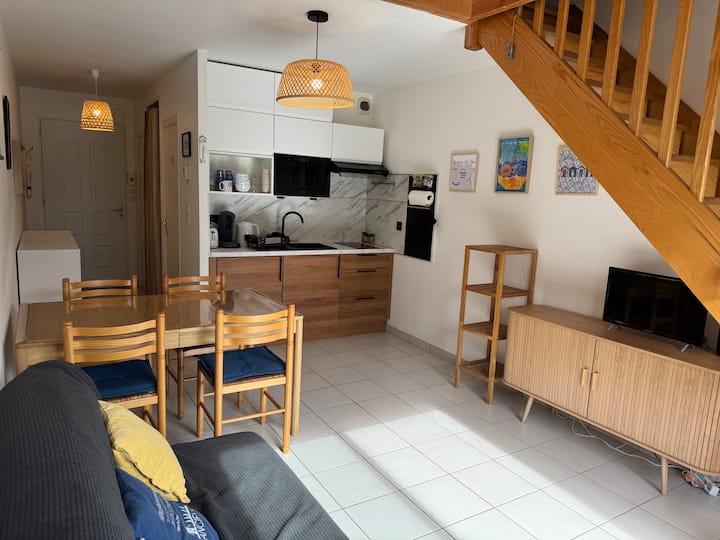 Maison Cosy à 400m Des Plages, Jardin & 2 Chambres - Lancieux