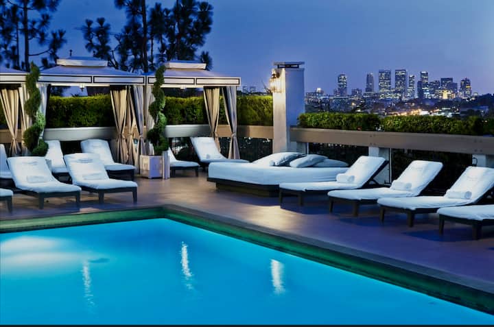 Prime Location In The Heart Of It All! - West Hollywood, CA